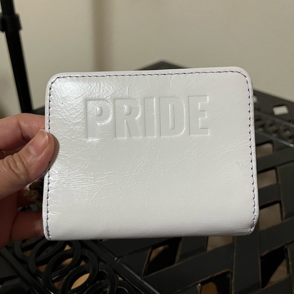 HOBO | Bags | Nwt Hobo Pride Leather Wallet | Poshmark